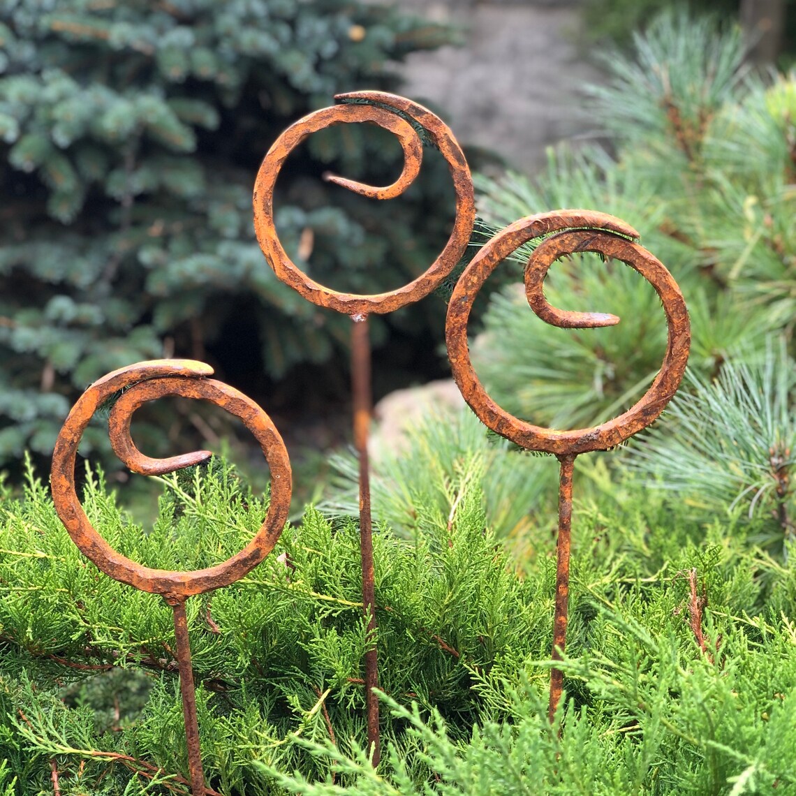 Set of 3 Rusty Metal Garden Stakes Rusty Garden Finials - Etsy