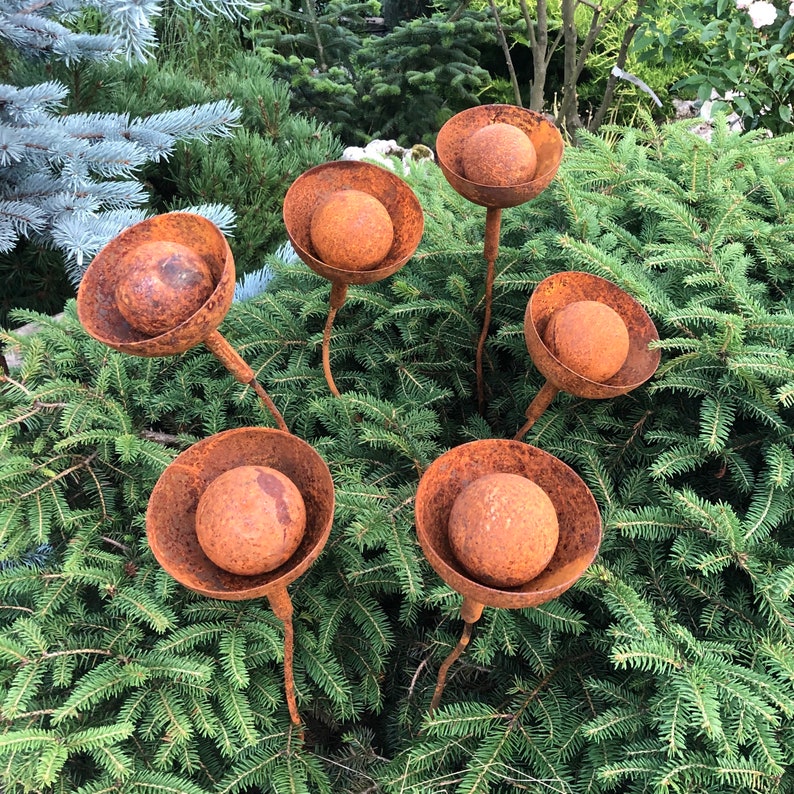 Rusty Flowers Set of 6 Metal Garden Decor 6 Rusty Flowers | Etsy