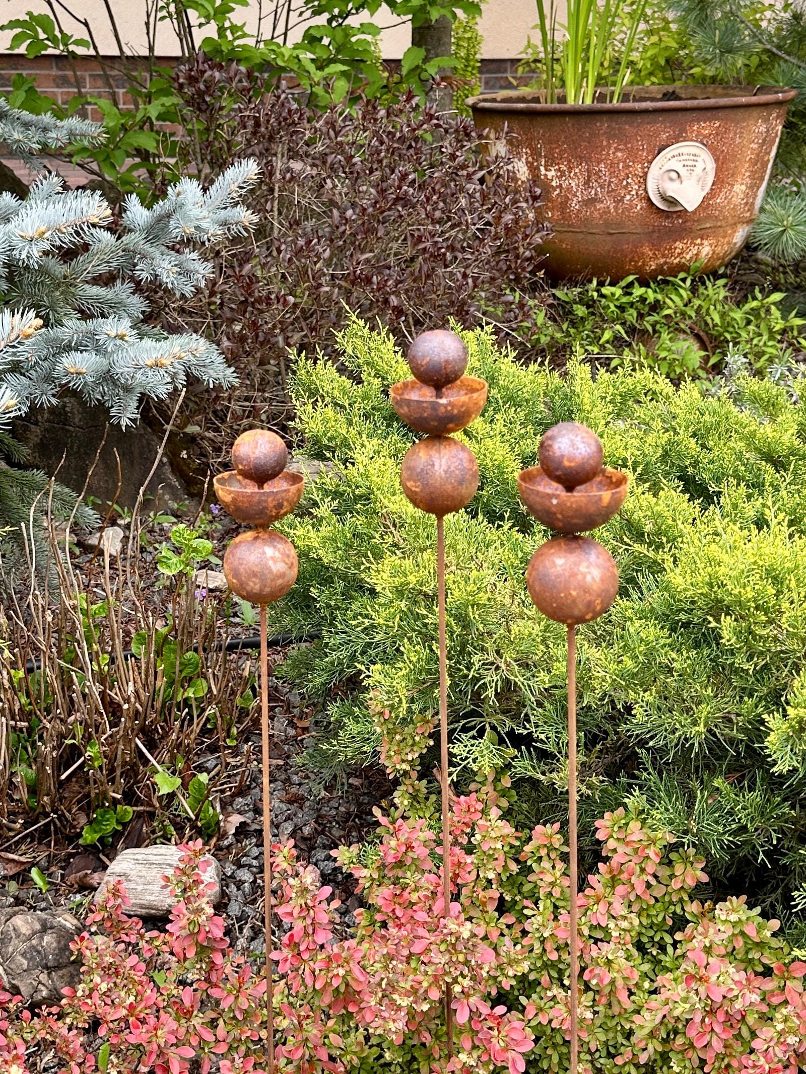 Set of 3 Rusty Metal Flowers, Garden Decorations, Handmade Outdoor ...