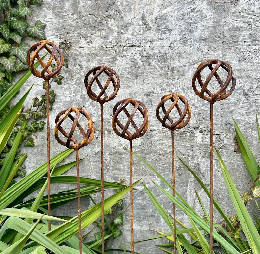 Rusty Metal Garden Outdoor Decor, Rusty Flowers Garden Stakes, Metal ...