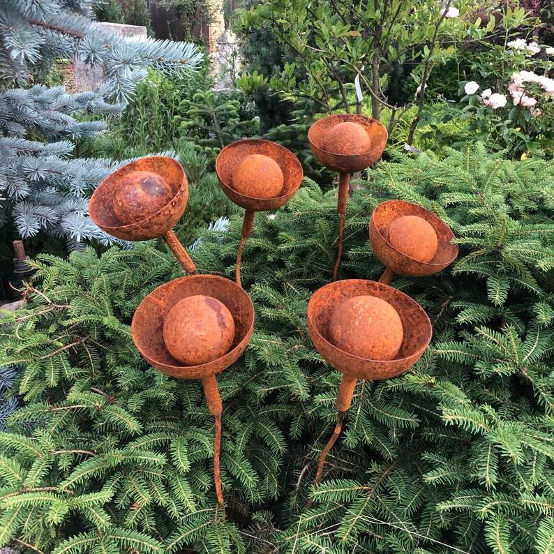 Rusty Flowers Set of 6 Metal Garden Decor 6 Rusty Flowers - Etsy