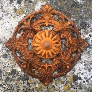 Rusty Metal Wall Decor, Wall Hanging, Boho Wall Decor, Rustic Decor ...