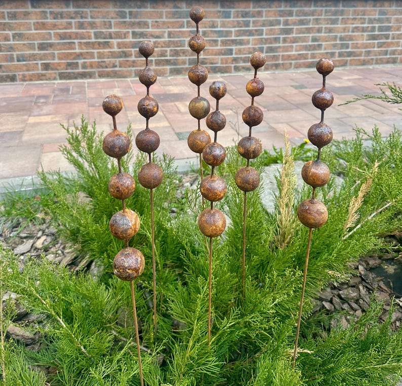 Rusty Metal Garden Stakes - Set of 6 - Handmade Outdoor Flower ...