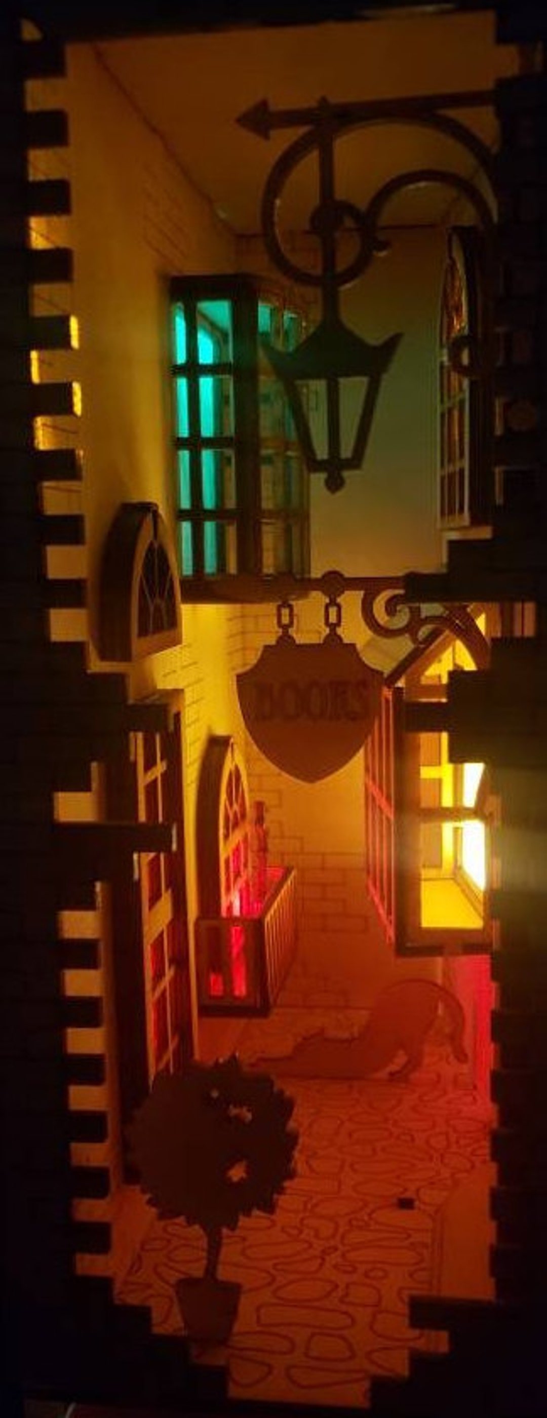 Alley Book Nook Book End Diorama Booknook - Etsy