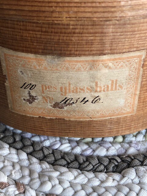 Vintage Covered Wooden Box, Paper Thin Wood Box Label Marked "100 Pes ...