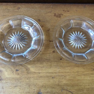 Pair of Heisey Early American Pattern Glass Plates, 5" in Diameter ...