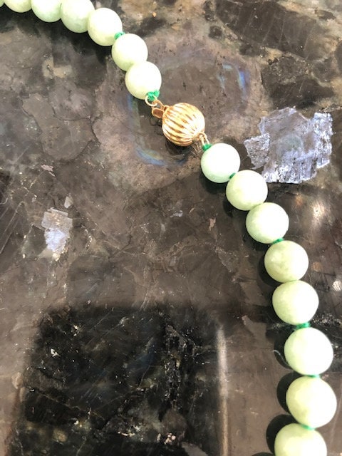 Vintage Green Jade Beaded Necklace 24 Jade and 14K Gold | Etsy