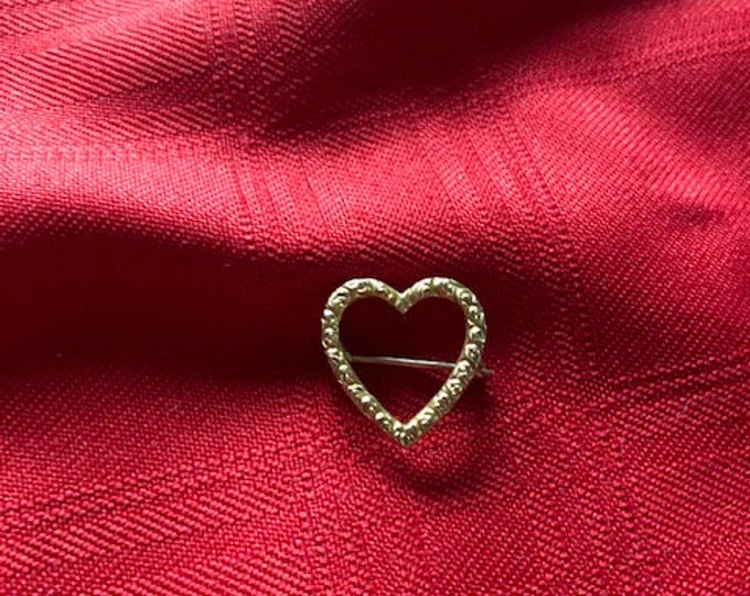 Vintage Valentine's Heart Pin Brooch - Etsy