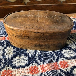 Primitive Antique Shaker Style Oval Box With Two Fingers - Etsy