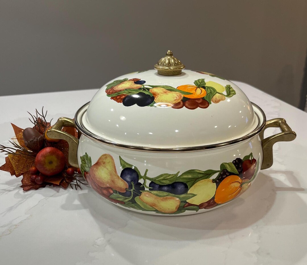 Vintage Regency Club Enamel 3 Quart Pot, Fruit Pattern Pot Vintage ...