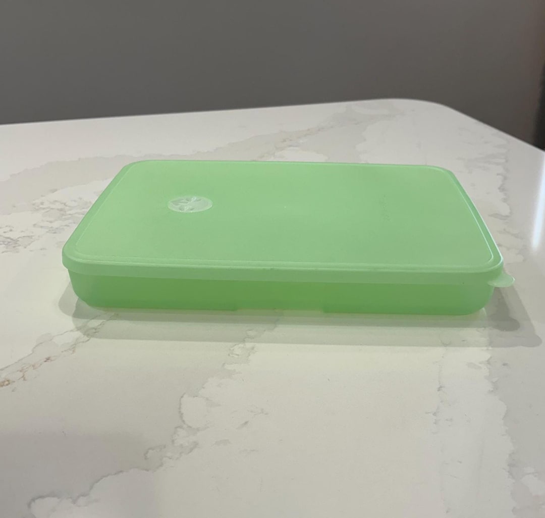 Vintage Tupperware Freeze Smart Pastel Green #4451 Rectangular ...