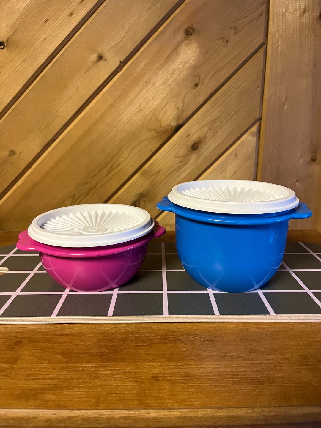 Vintage Tupperware Pink & Blue Bowls 2513 and 2514 With Servalier Lids ...