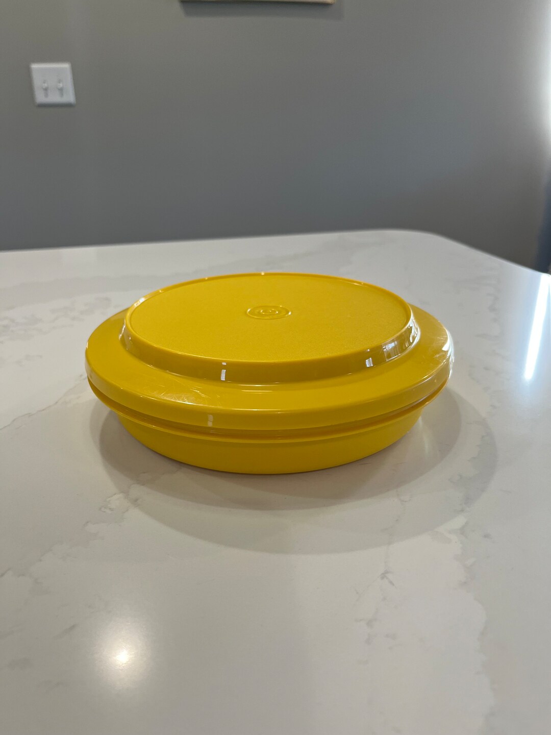 Vintage Tupperware Yellow Seal and Serve Bowl 1336 With Lid 1337 Mid ...
