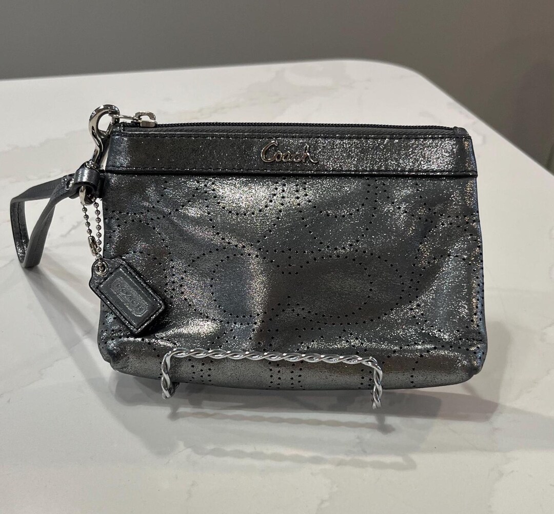 Vintage Coach Signature Metallic Gray Silver Wristlet Wallet Pouch ...