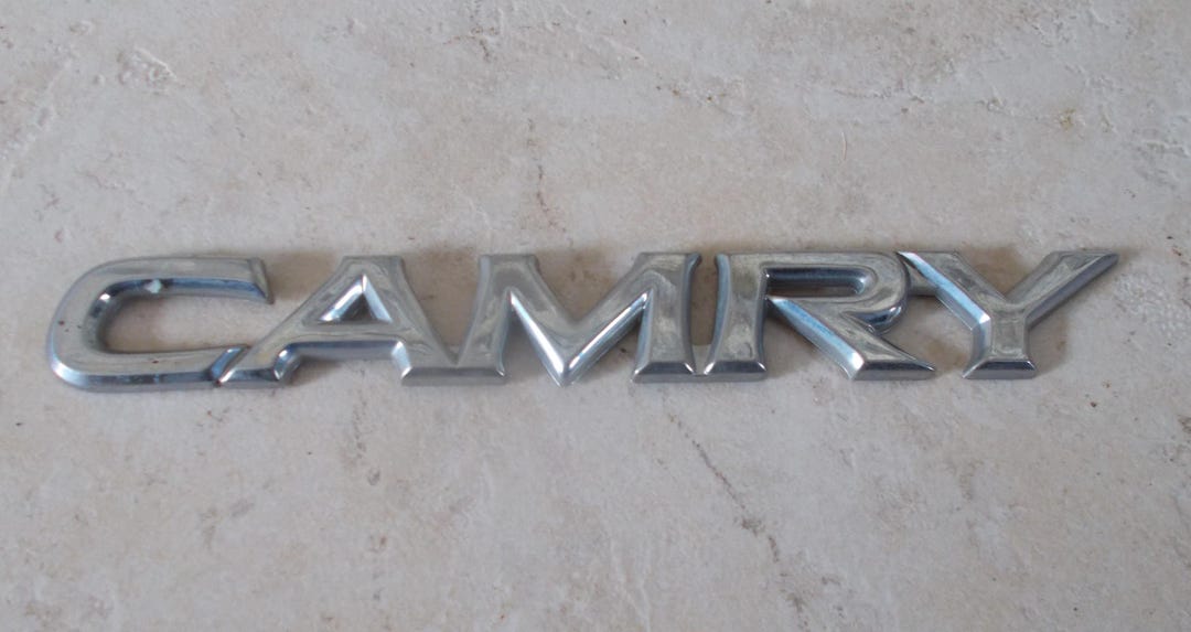 Vintage TOYOTA CAMRY Monogram Emblem Badge Sign Car Vtg France Old ...