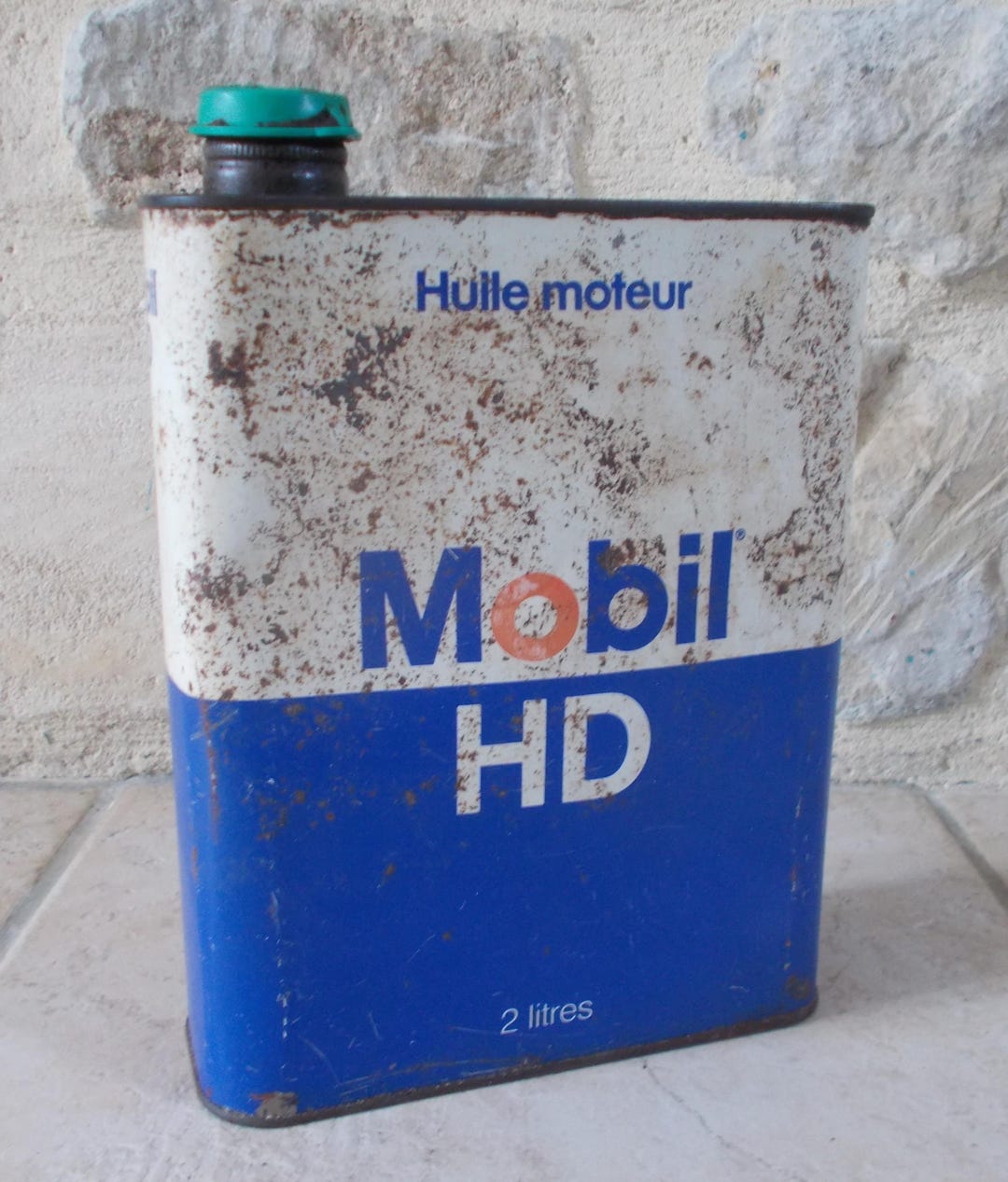 Antique MOBIL HD Oil Can Tin Old Vintage France Canister White Blue Vtg ...
