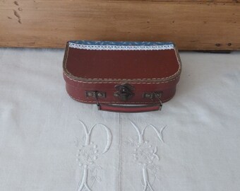 Small Vintage Suitcase - Etsy