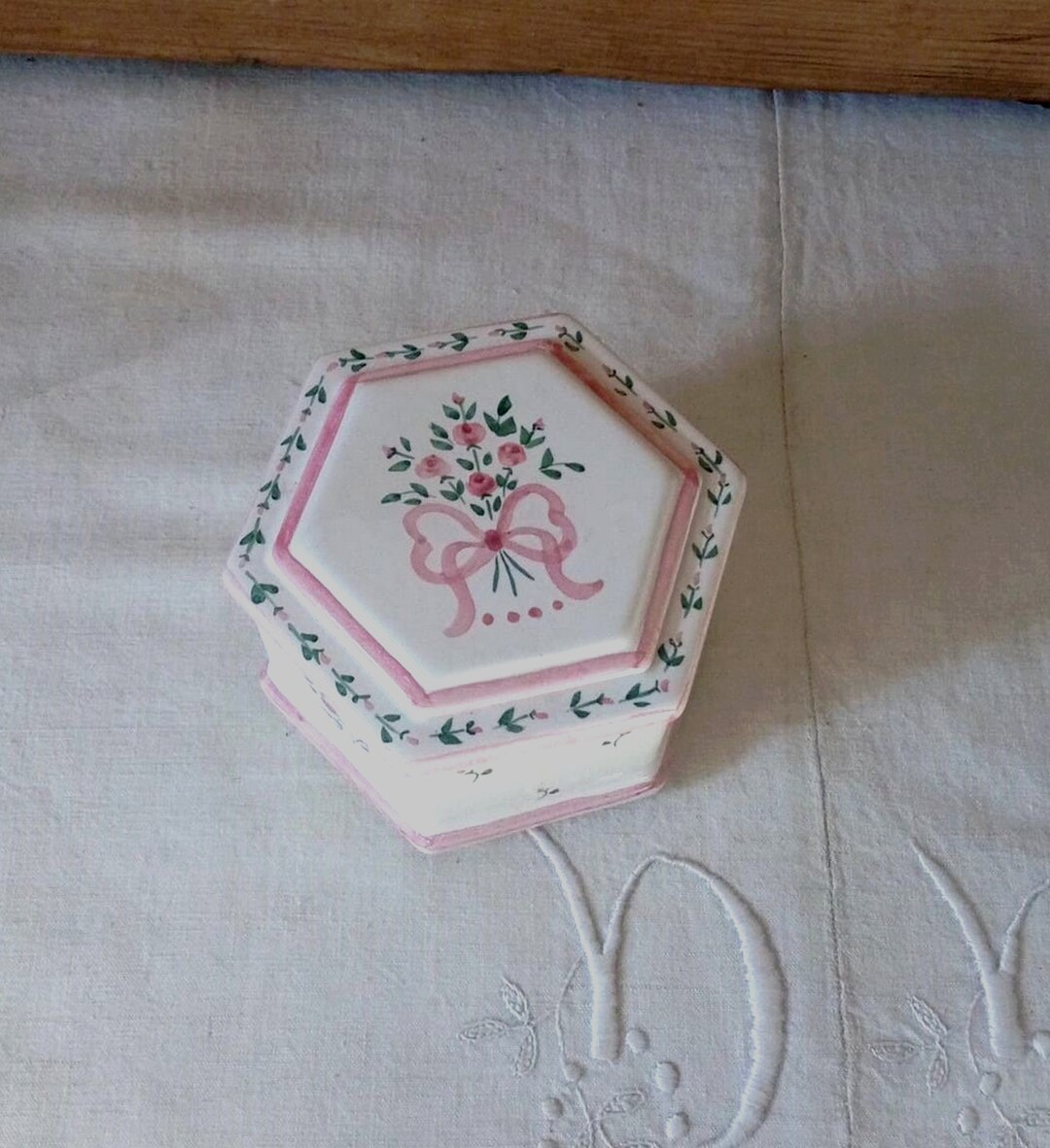 Vintage Shabby Chic Box in Earthenware / Vintage French / Jewelry Box ...