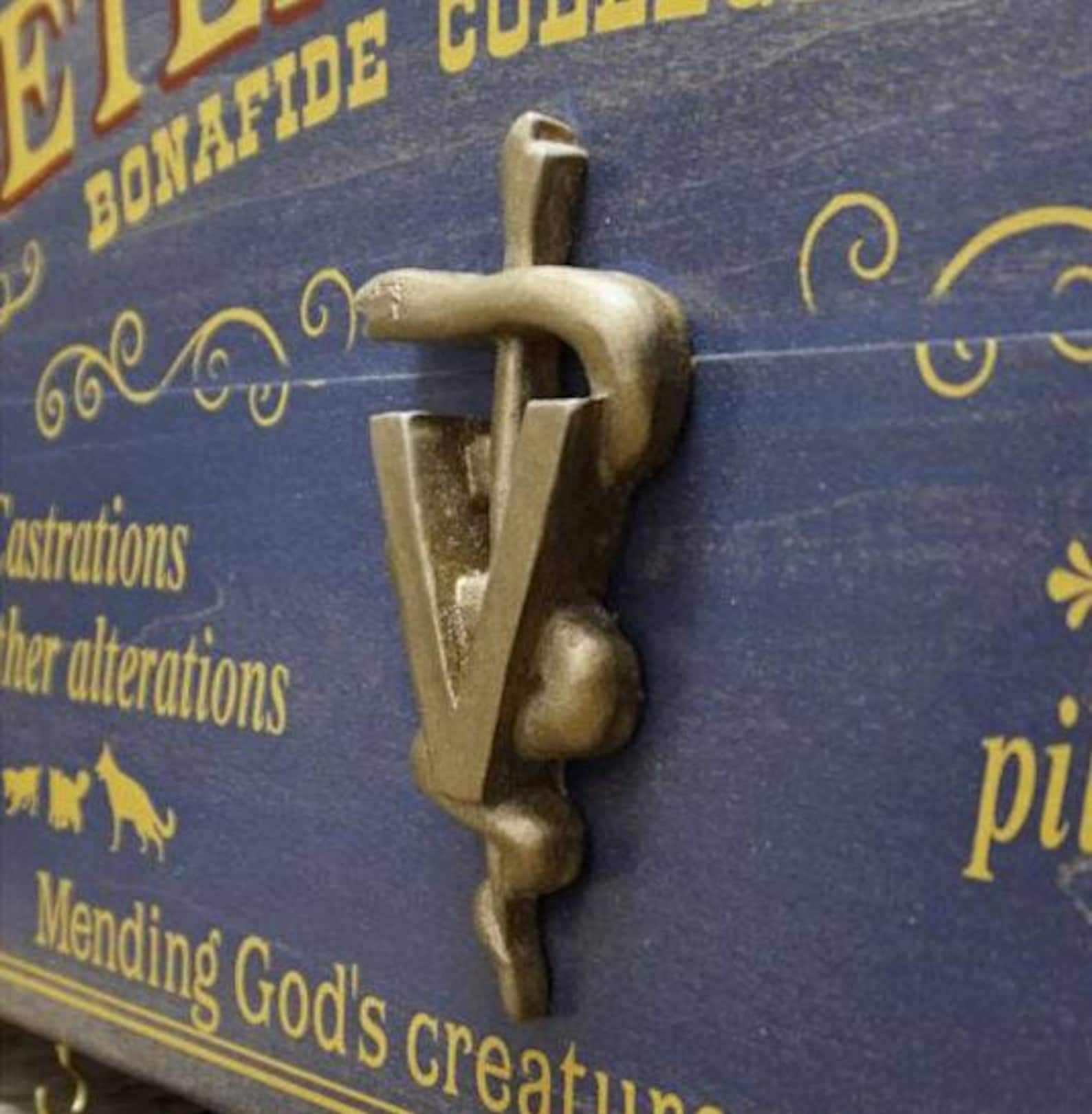 Veterinarian Wood Sign With Optional Personalization >>> Order by 12/14 ...