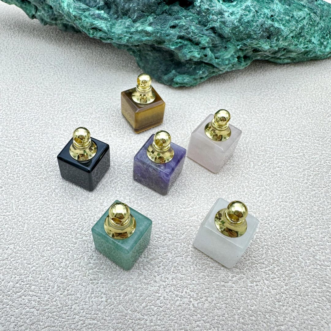 Cube Crystal Portable Perfume Bottle Pendants, Essential Oil Diffuser ...
