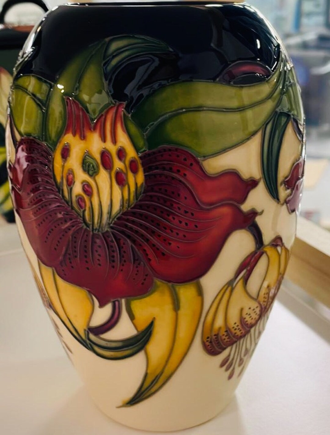 MOORCROFT Art Pottery ANNA LILY Pattern by Nicola Slaney.circa - Etsy