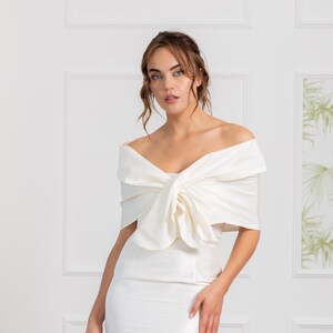 Silk Bridal Shrug for Modest Brides, Elegant Fall Wedding Bolero ...