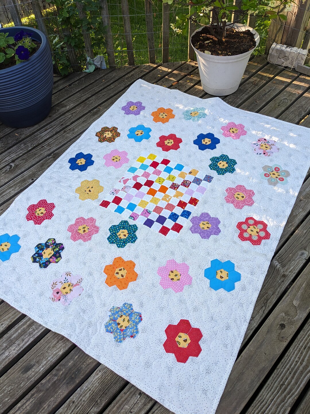 Flower Garden Baby Quilt: Handmade Appliqued Bees - Etsy
