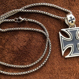 La Croix de fer, iron cross, croix germanique: une distinction en acier ...