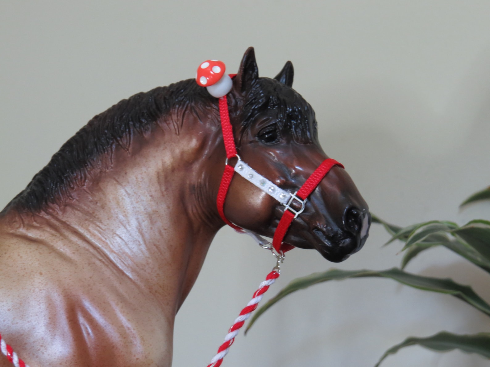 Toadstool Traditional Model Horse Halter and Lead Rope Set Fist 1/9 ...