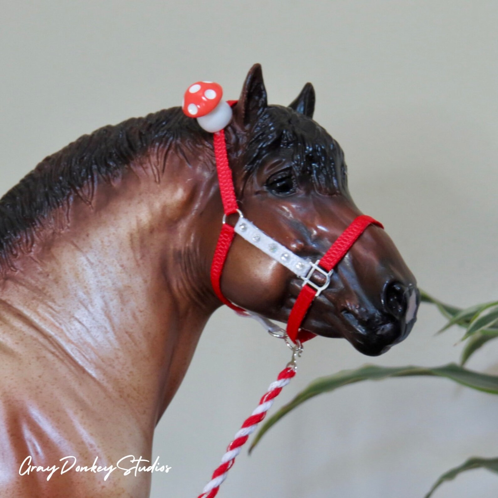 Toadstool Traditional Model Horse Halter and Lead Rope Set Fist 1/9 ...