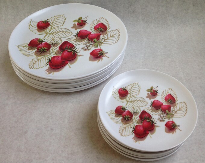 Vintage Strawberry Melamine Dinner and Dessert Plates - Etsy