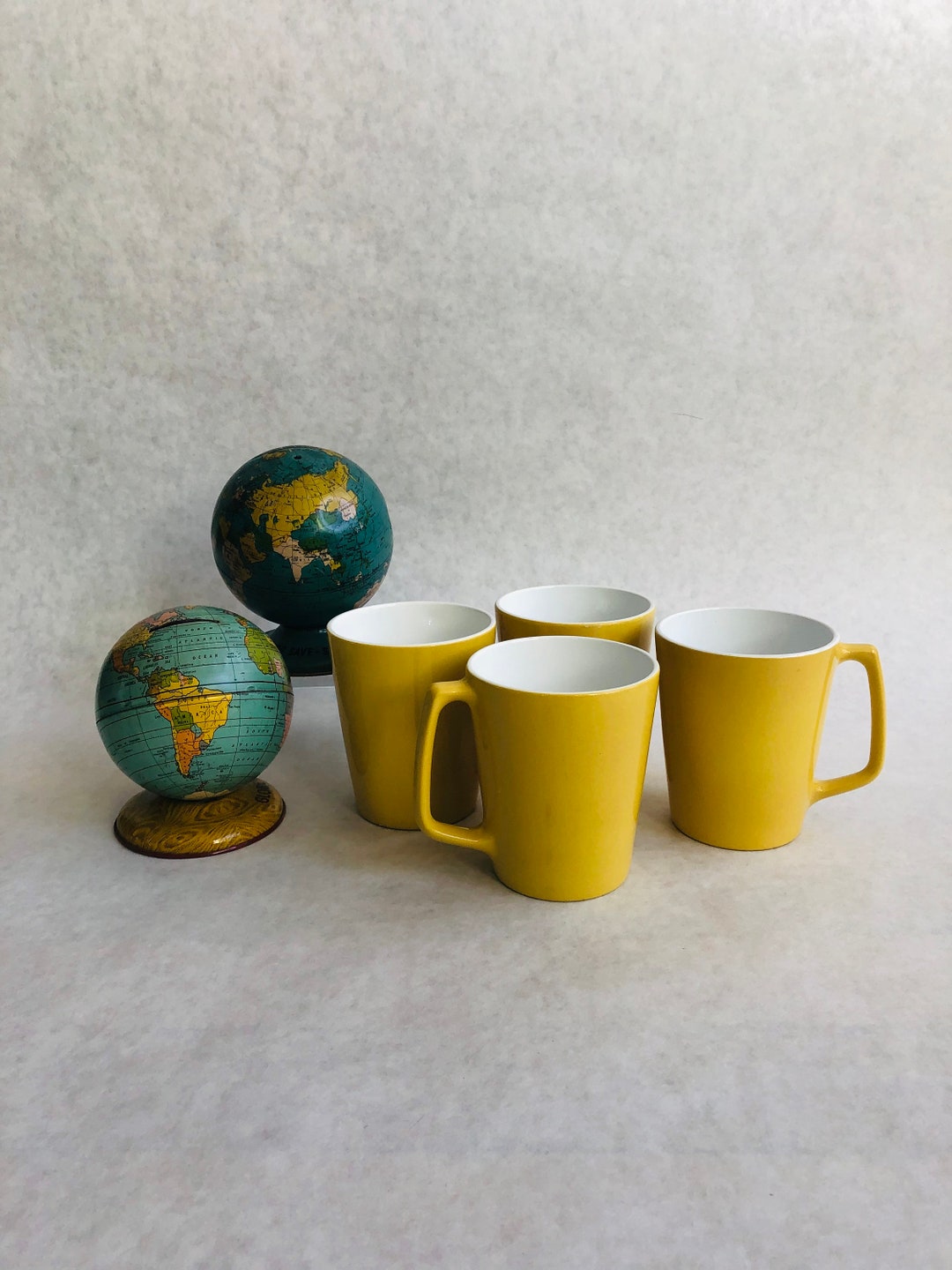Vintage Yellow Coffee Cup Set With Metal Stand, Vintage Yellow Centura ...
