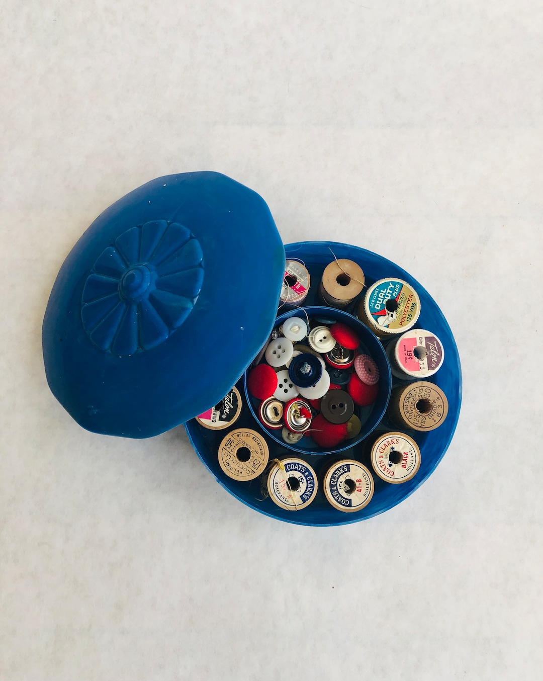 Vintage Sewing Box, Vintage Blue Thread Box, Round Vintage Thread Box ...
