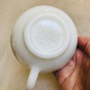 Vintage Pyrex Milk Glass Teacups Pyrex Brown Curlicue Cups - Etsy