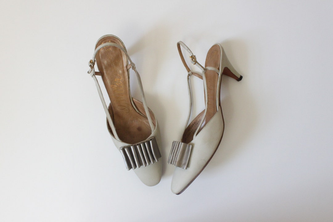 1950s 60s Skyscraper Shoes | 50s Muted Jade & Metallic Silver Bow ...