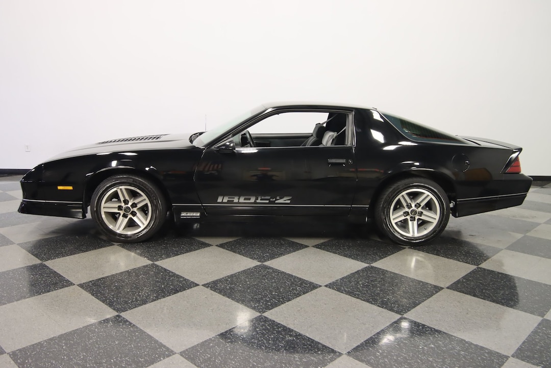 1985 Chevy Camaro IROC-Z (black Silver) | Poster | 24x36 Inches - Etsy