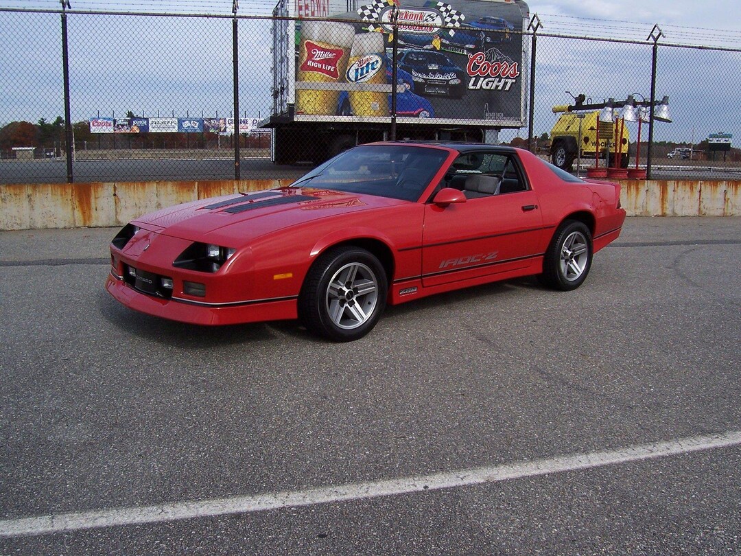1985 Chevrolet Camaro IROC-Z on Track Poster 24x36 Inches | Classic ...