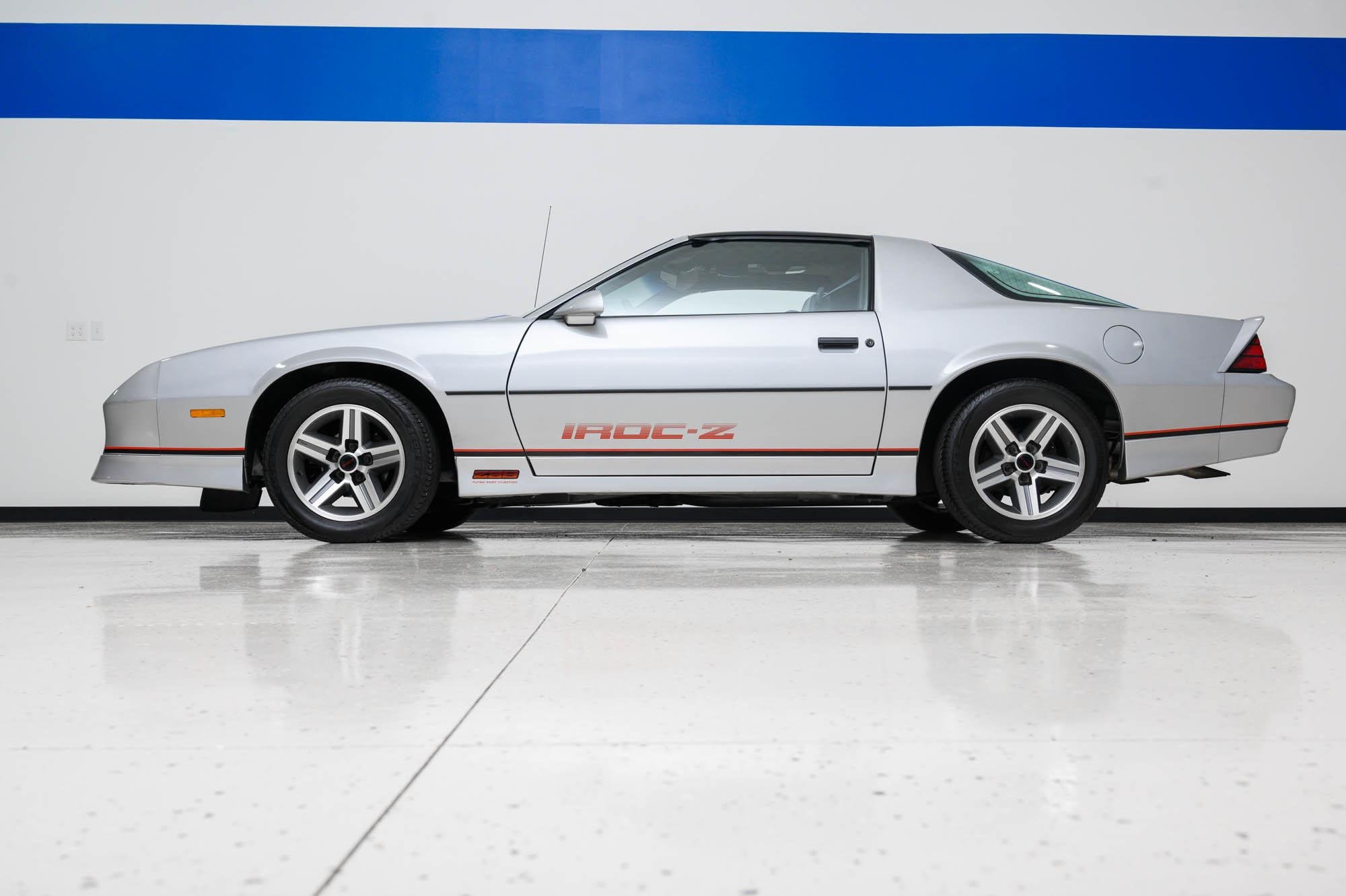 1985 Chevy Camaro IROC-Z Silver Poster 24x36 Inches - Etsy