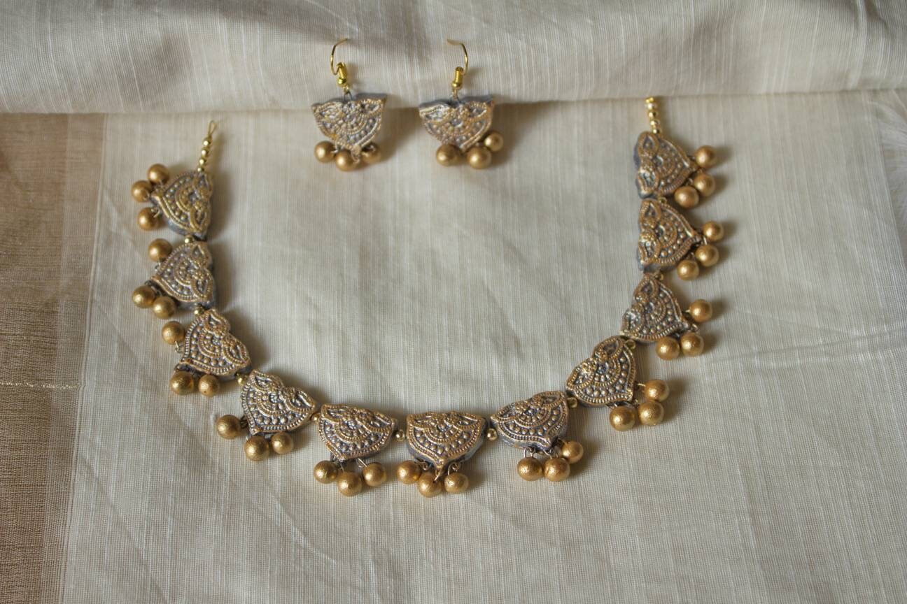 Buy Kolka Terracotta Jewelry Set, Gold and Silver Colour Combination ...