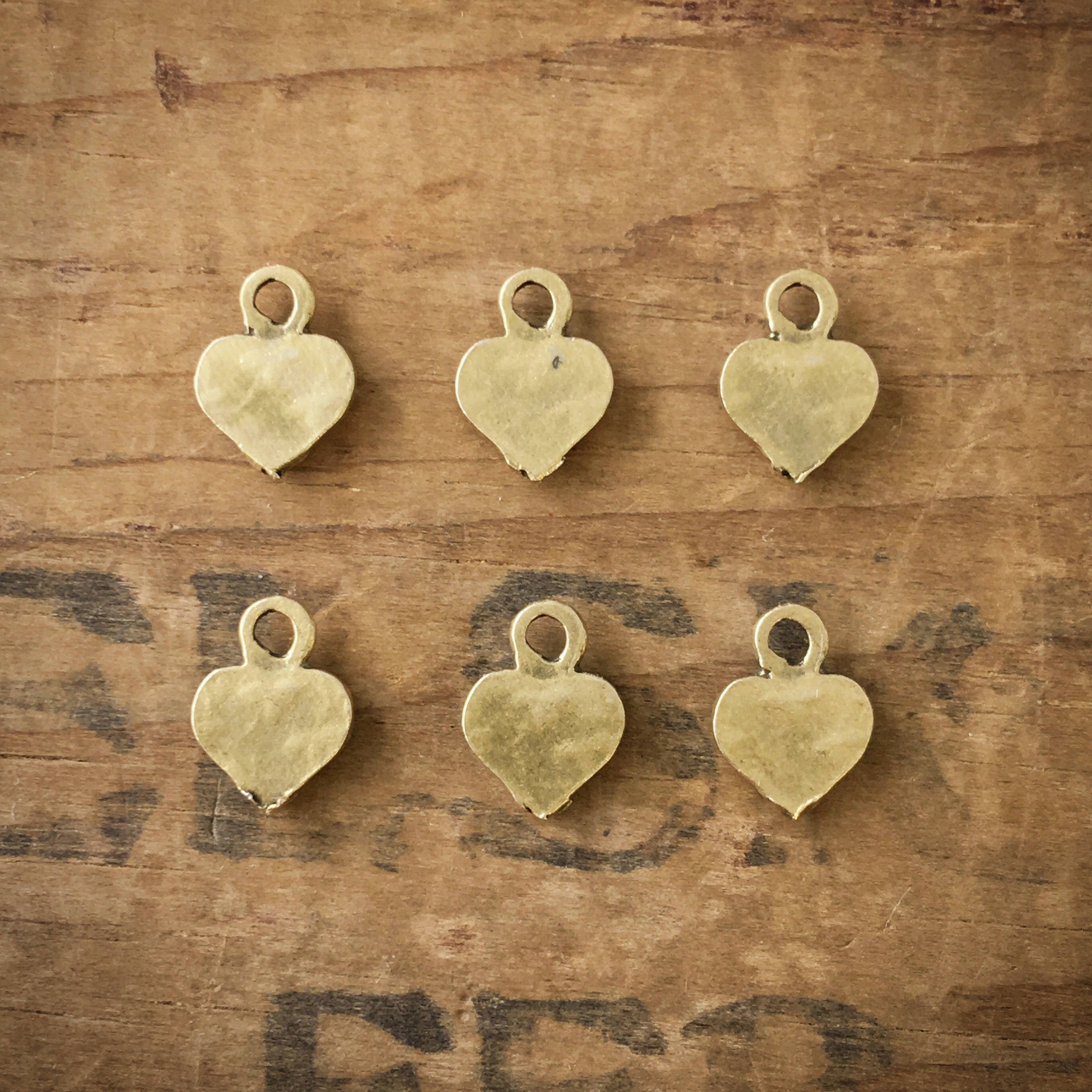 Small Heart Charm Antique Brass Charm Antique Gold Heart - Etsy.de