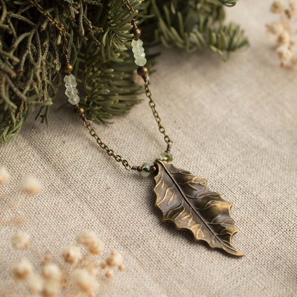 Holly Leaf Necklace - Etsy