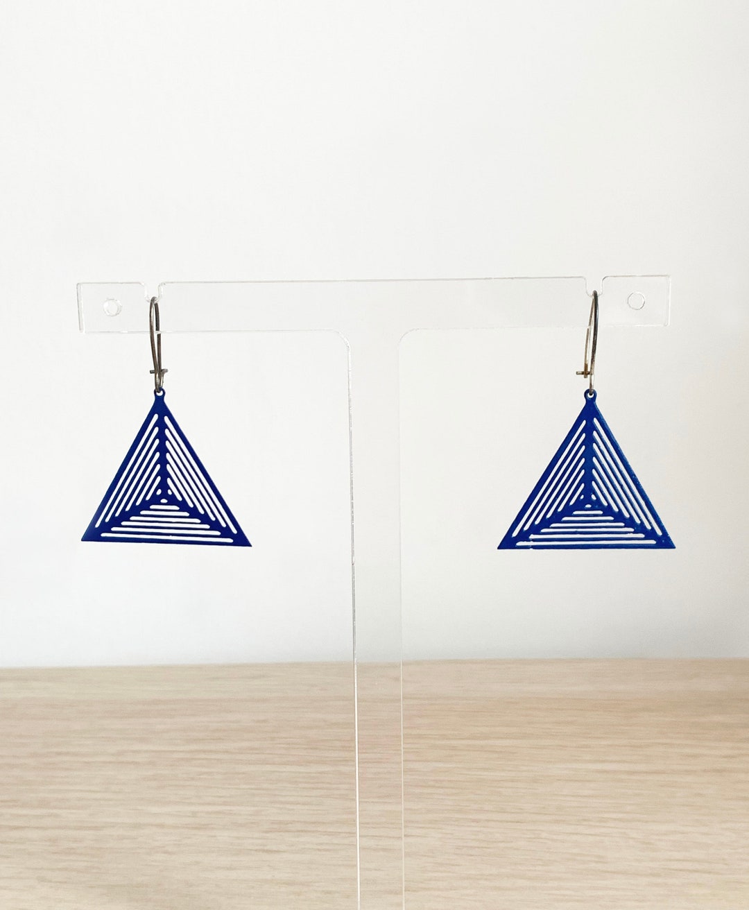 Vintage Retro 80s Navy Blue Triangle Stripy Pattern Cut Out Flat Summer ...