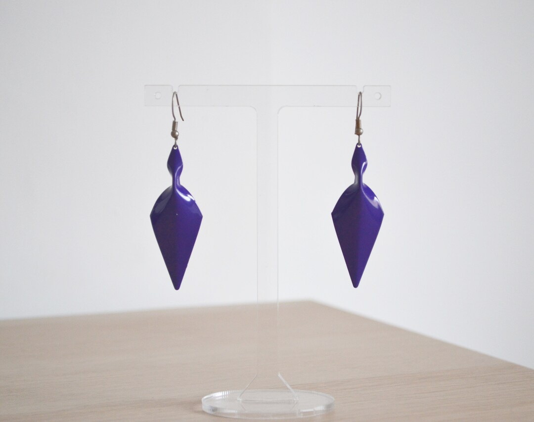 Retro Vintage 80s Purple Kite Shape Pinched Smooth Long Colourful ...