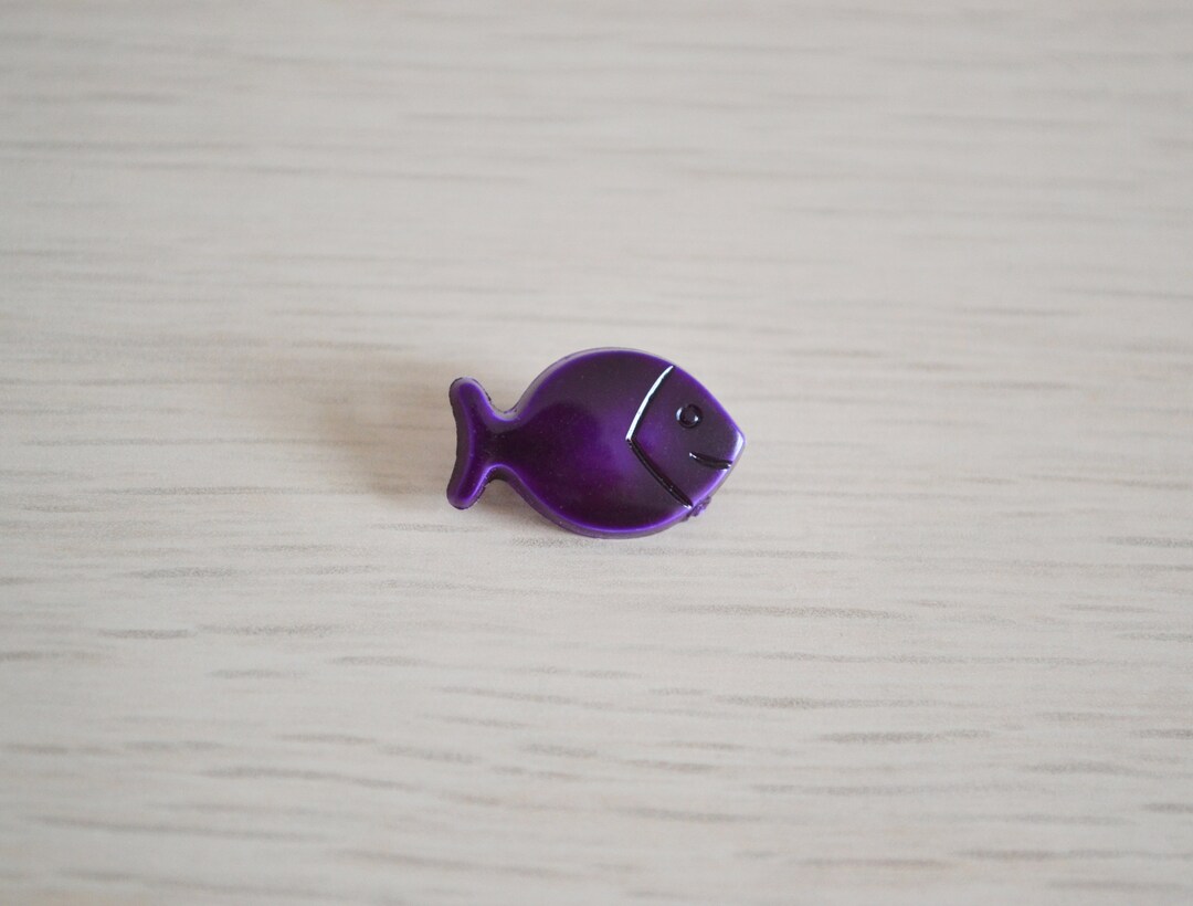Vintage Retro 80s Purple Fish Animal Smooth Flat Engraved Lightweight ...
