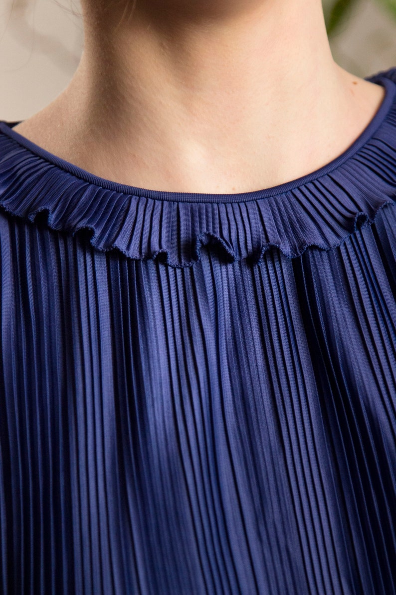 70's Ruffles Pleated Top / Blue / Ruffles Neckline / - Etsy