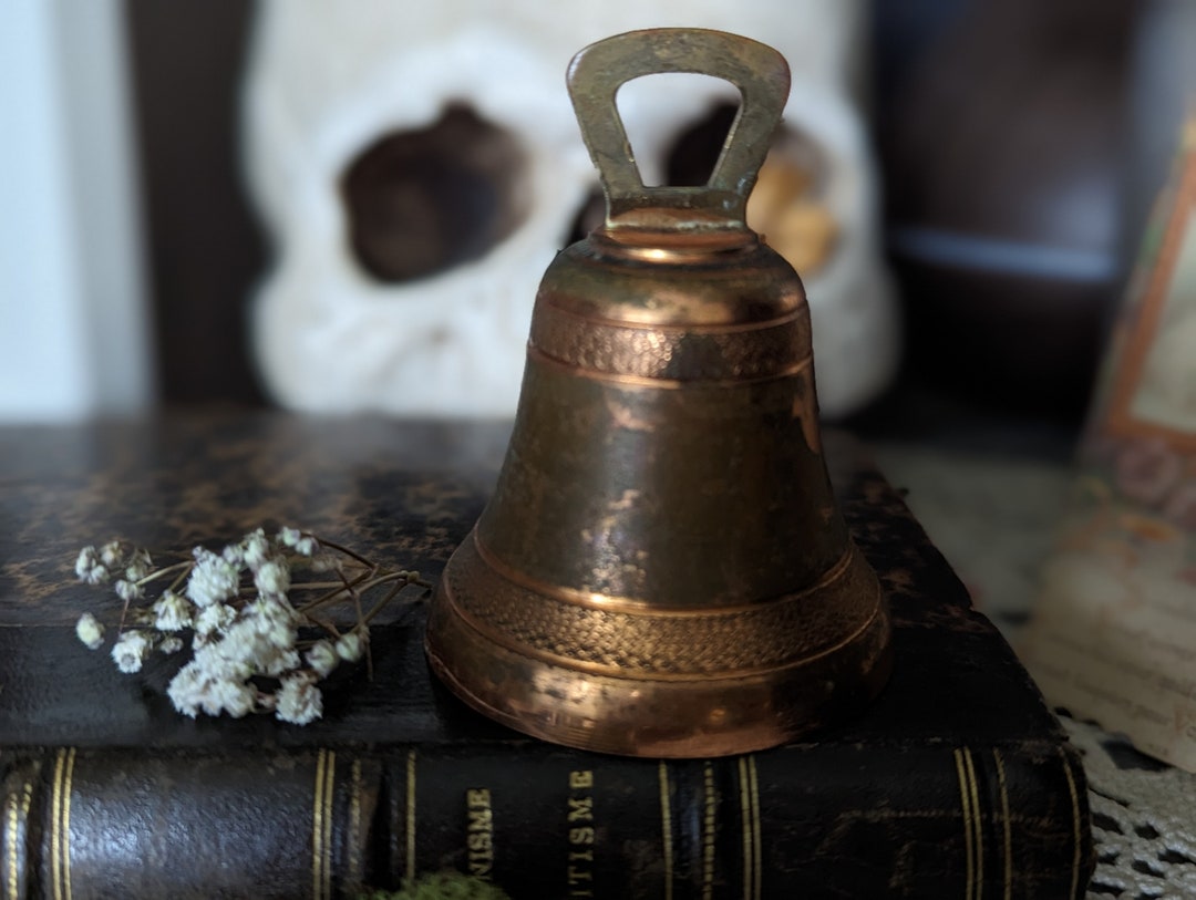 Pagan Altar Bell Bell Witch Deco Witchcraft Witch Vintage Brass - Etsy