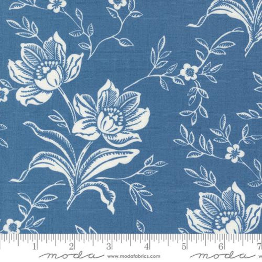 Denim & Daisies - Fig Tree - Woodcut Blooms - Denim - 35380-17 - Fabric ...