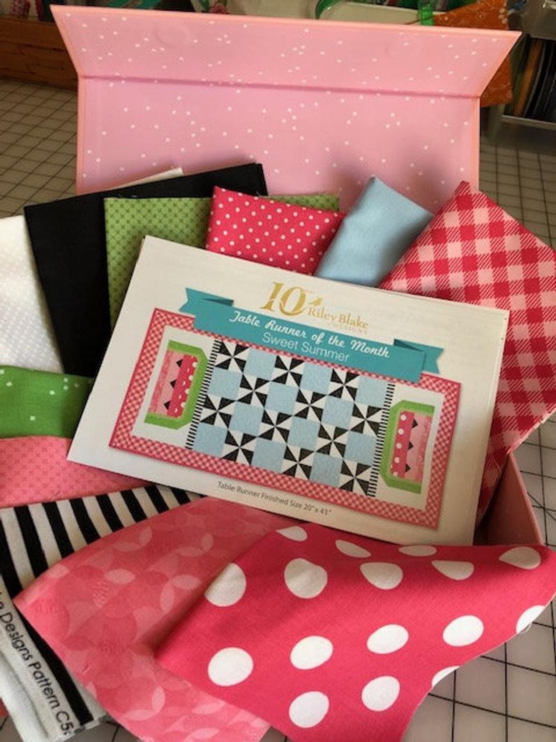 Sweet Summer Table Runner Kit Riley Blake | Etsy