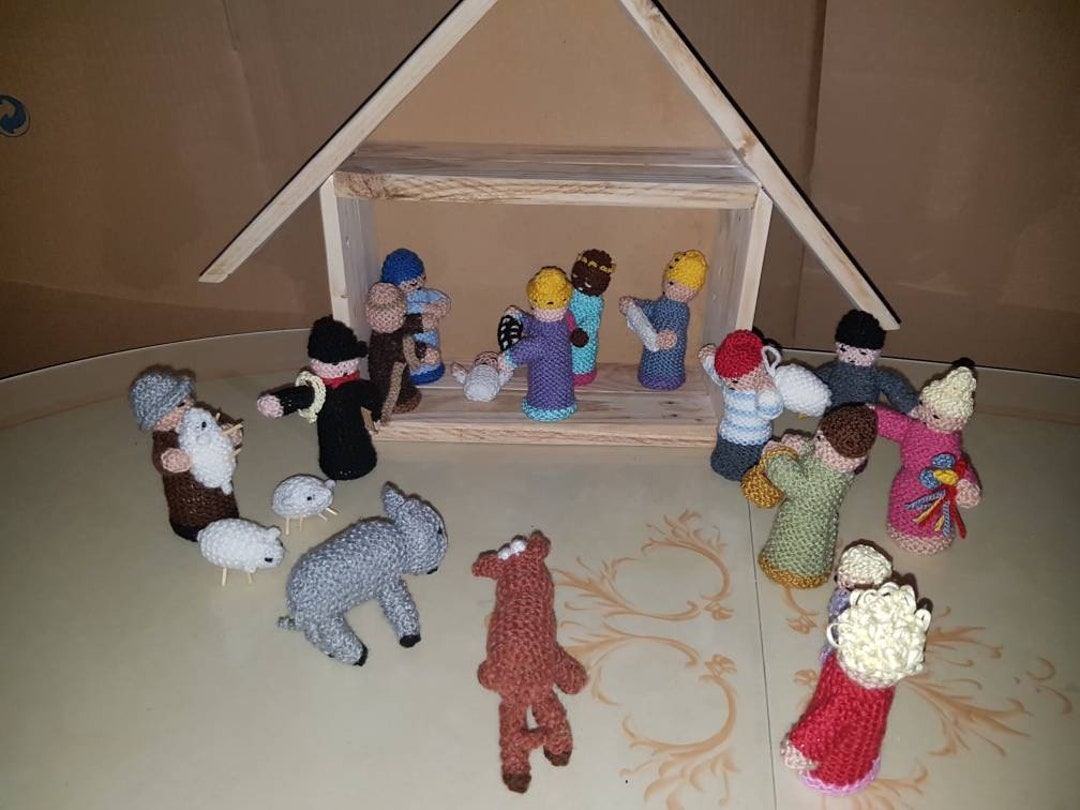 Wooden Nativity Scene, With Knitted Figures, Handmade, Wool, Recycled ...