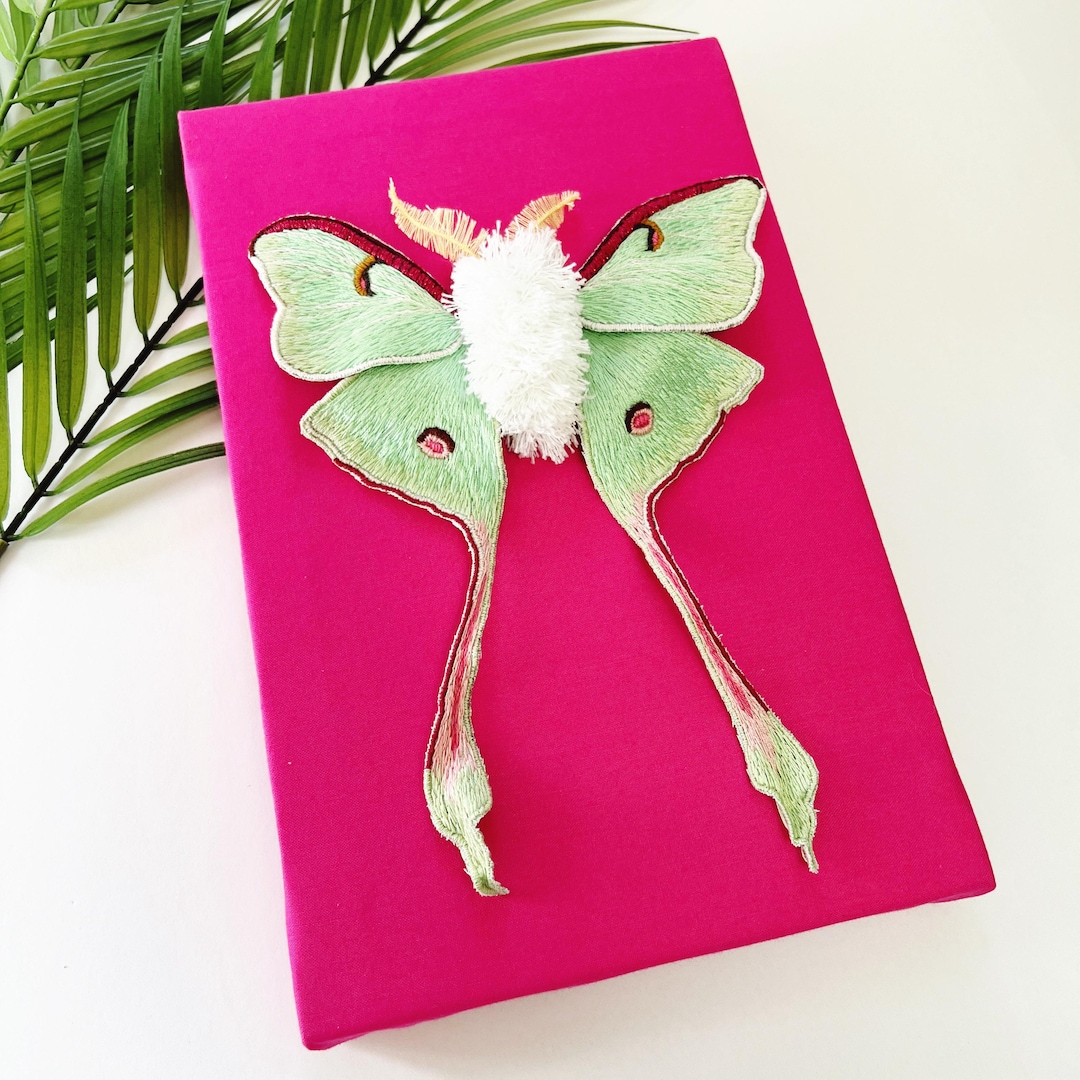 Luna Moth Embroidery | 3D Embroidery | Stumpwork - Etsy